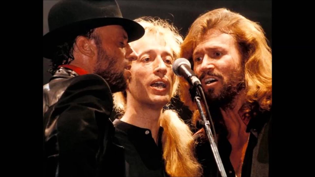 EURYTHMICS IT'S ALRIGHT BABY'S COMING BACK - YouTube