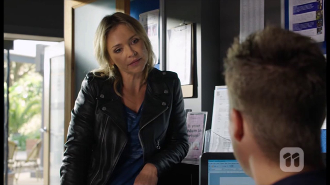 [Neighbours] 7555 Mark & Steph Scene 2 - YouTube