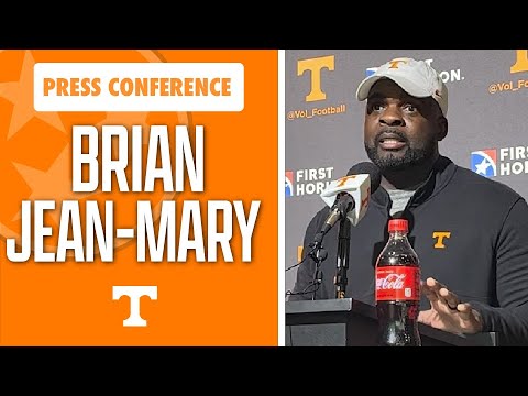 Tennessee Football's Brian Jean-Mary details Vols linebackers ahead of ...
