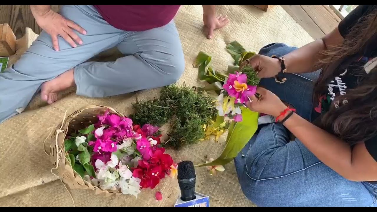 GroupChat: Chris learns how to make a traditional mwarmwar with Moneka ...