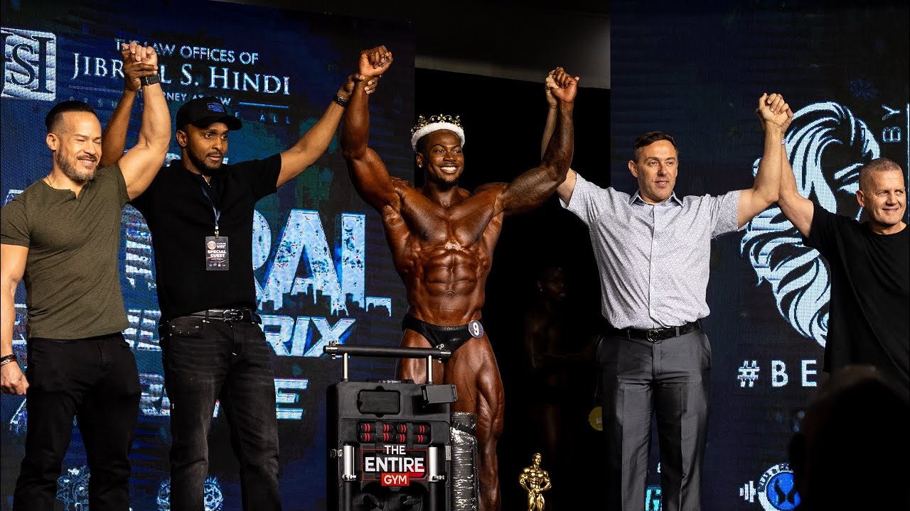 My FIRST Natural Bodybuilding Competition 🏆 - YouTube