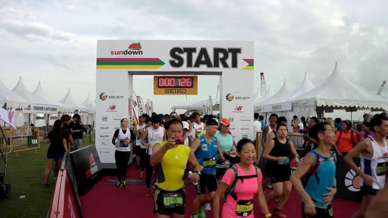 Sundown Ultra Marathon 2013 Flag Off - YouTube