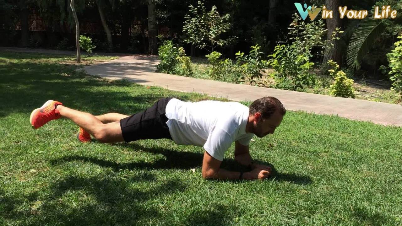 core training : spiderman plank crunch - YouTube