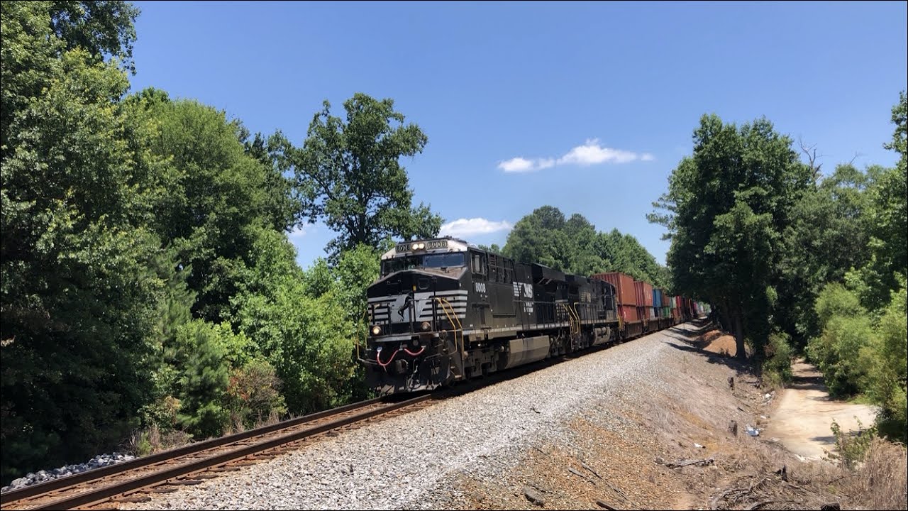 NS 8008 Leads NS 221 Thru Norcross, GA 6/20/2020 - YouTube