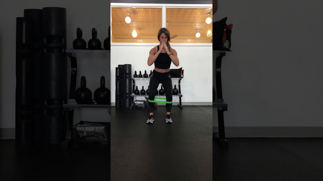 Squat Toe Taps [banded] - YouTube