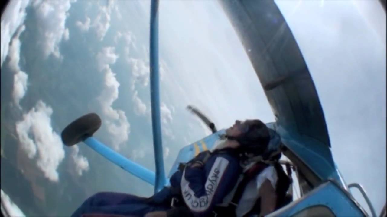 Ben's Skydive at target skysports! - YouTube