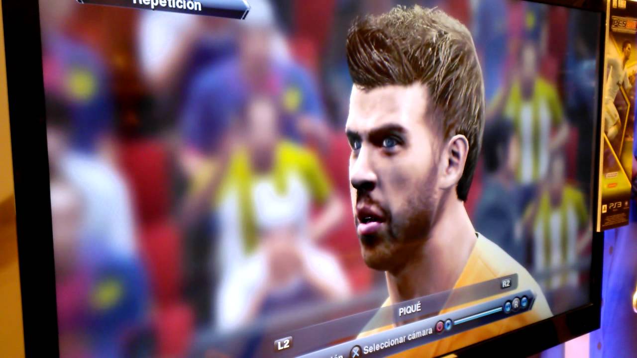 Presentación del PES 2013 en la Argentina. Lionel Messi y jugadores del ...