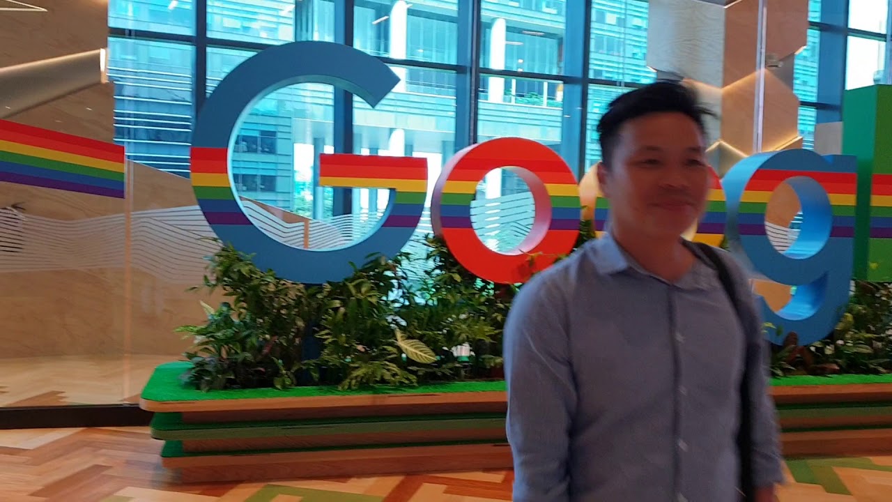 An unforgettable visit to Google Office Singapore - YouTube