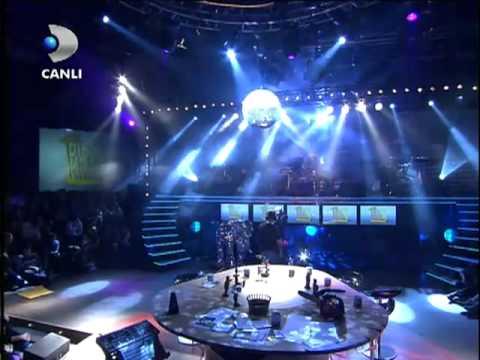 Murat Yılmazyıldırım - Duman Duman (Canlı Performans) - Disko Kralı