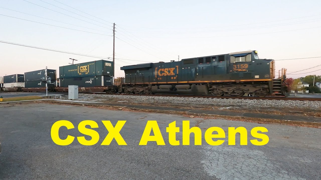 CSX I141 - 3159 Leading, 843 on Rear - YouTube