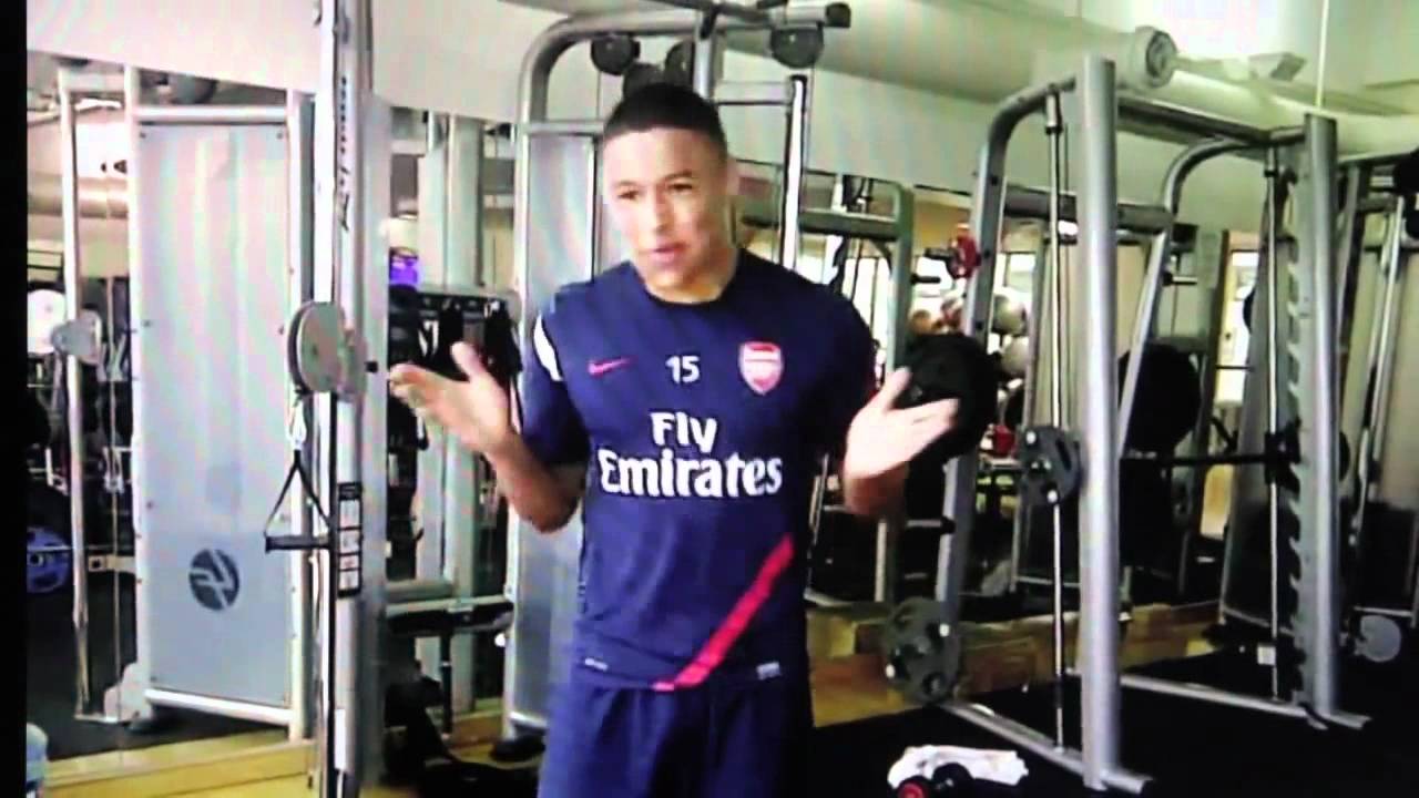 Arsenal Alex Ox-Chamberlain Singing Sneakbo Sing For Tomorrow - YouTube