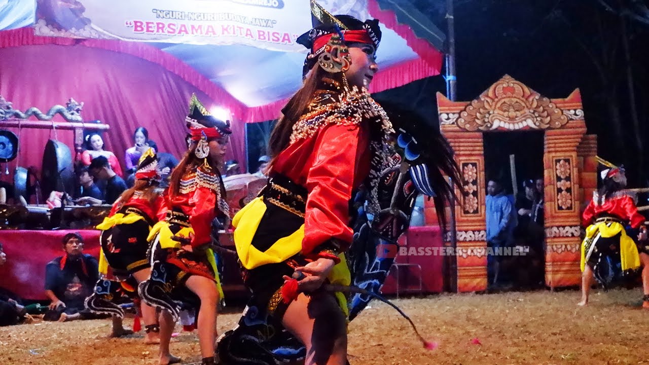 JARANAN SENTEREWE BANTENG KRIDO Ft PUTUNE DEWO Terbaru Live Trenggalek ...