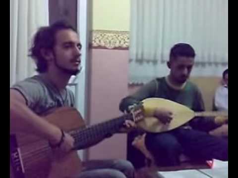 Saz ve Gitar Eşliğinde Mükemmel Bir Türkü