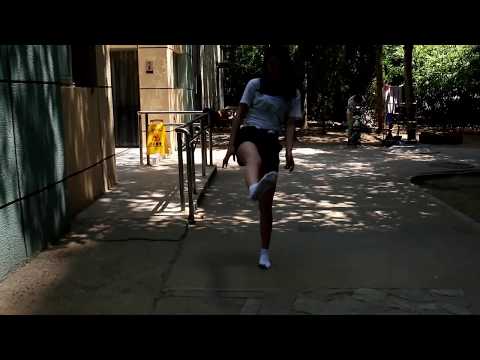 Ge in dirty white socks 1of2 PREVIEW