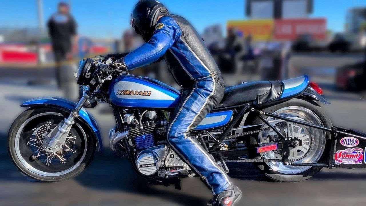 RACER HITS DEER & Still Goes for National Championship! - YouTube