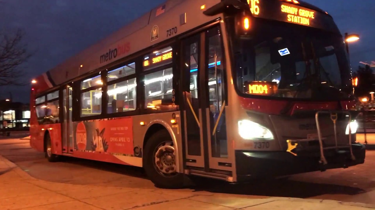 WMATA 2016 #7370 New Flyer Xcelsior XDE40 Metrobus on Route Q6 Shady ...