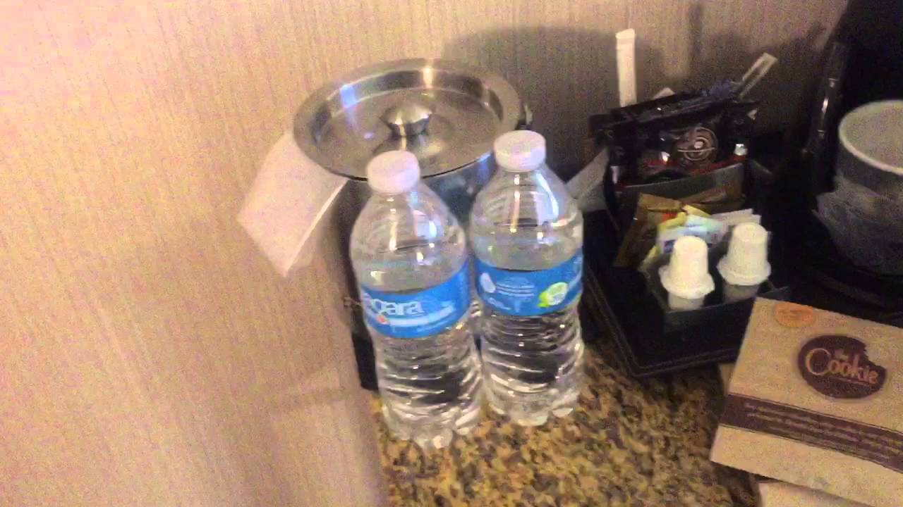 Double Tree Hilton Independence Ohio Review - YouTube