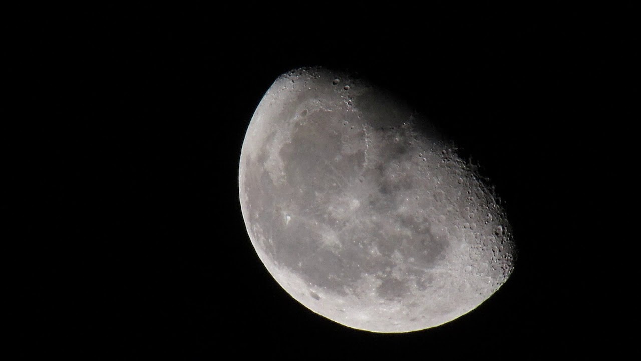 Tamron 18-400mm, Moon shots (video) - YouTube