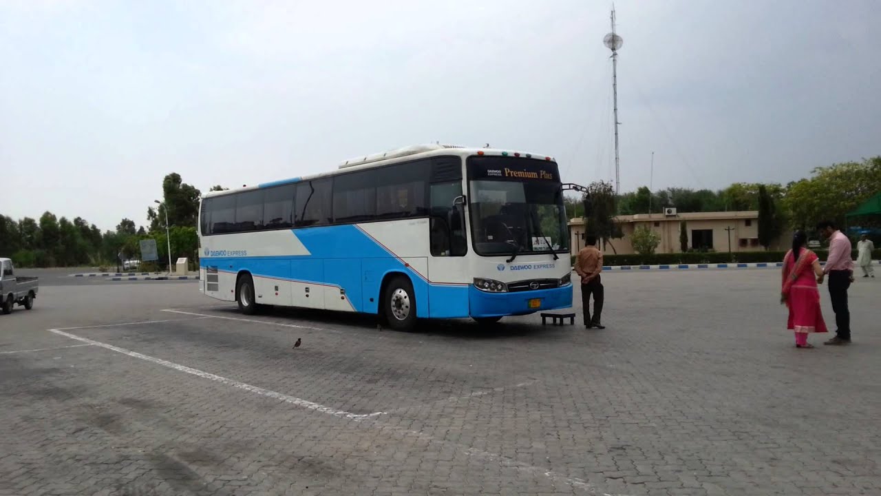 Bhera services on Islamabad- Lahore motorway Habib - YouTube