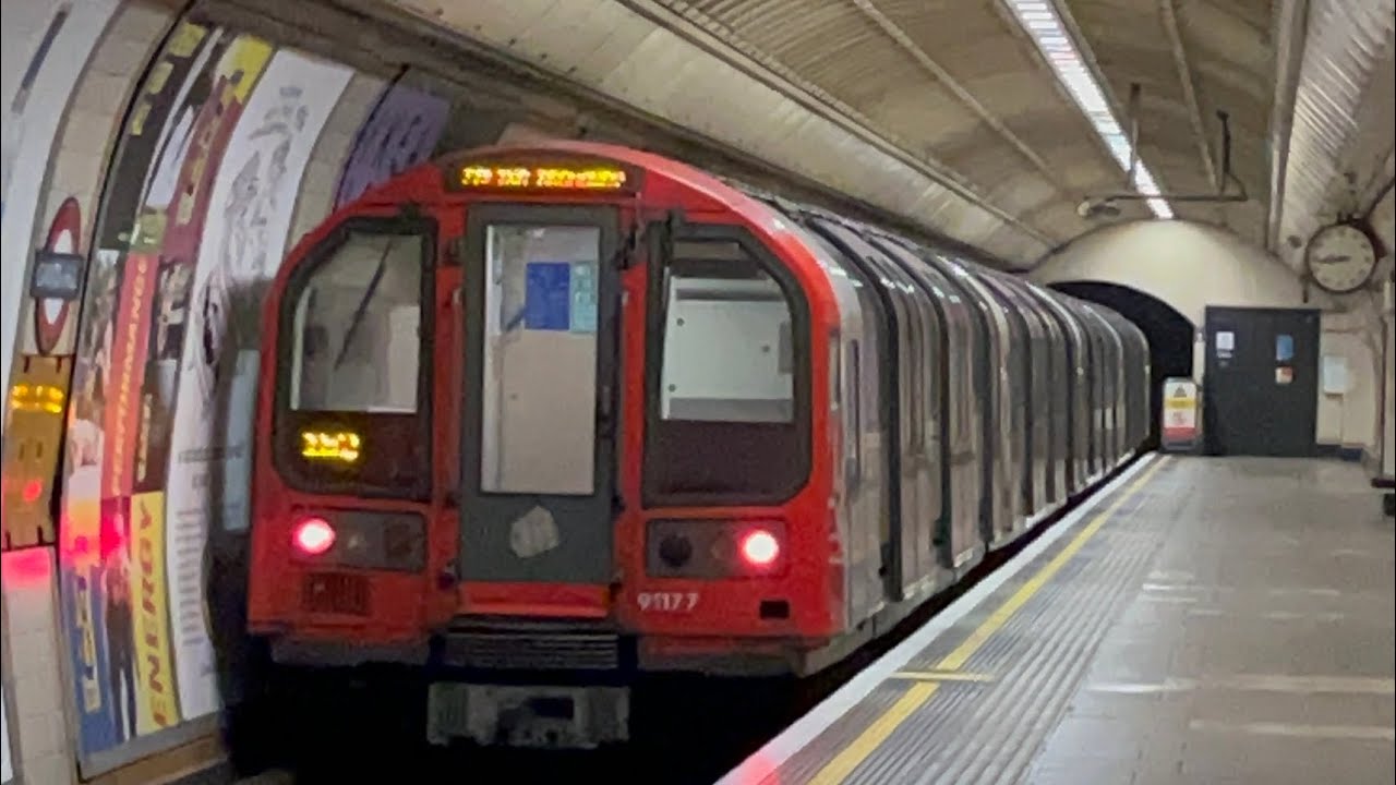 Journey on the London Underground’s Central Line. Hainault - Gants Hill ...