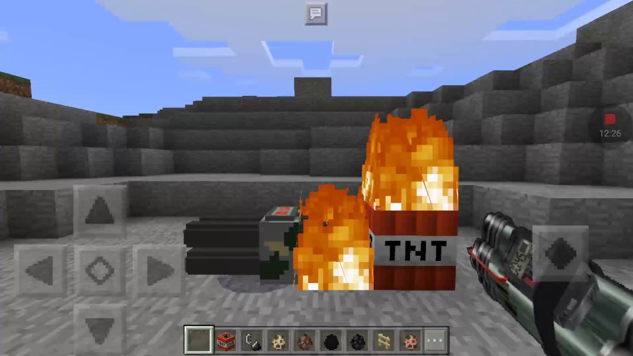 Minecraft: TNT V.S SUPER BOMB - YouTube