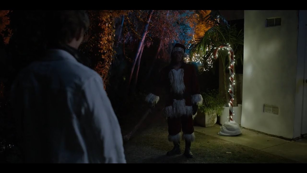AHS The Naughty List: Santa kills Zinn - YouTube