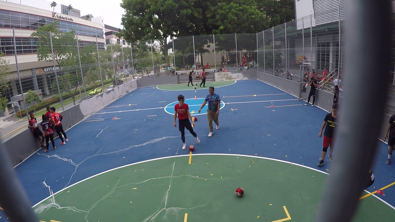 Christmas Dodgeball Games 2018 ft. 4v4 Street Challenge pt 4 - YouTube
