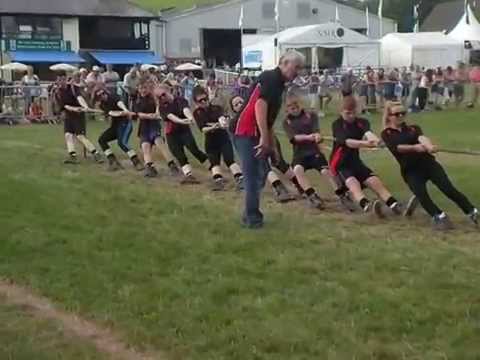 Ithon Valley - Radnor YFC Royal Welsh Show Tug of war 2014 - YouTube