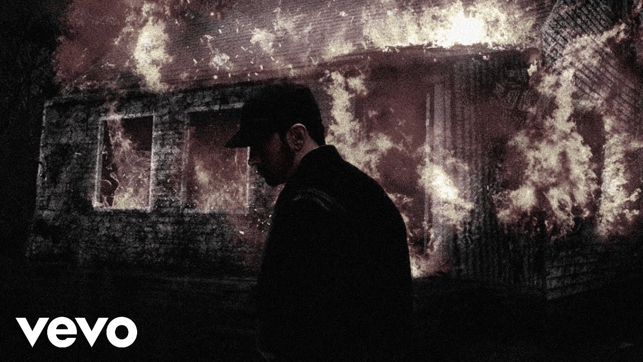 Eminem - Dresden 19946 (feat. Skylar Grey) (Visualizer) - YouTube