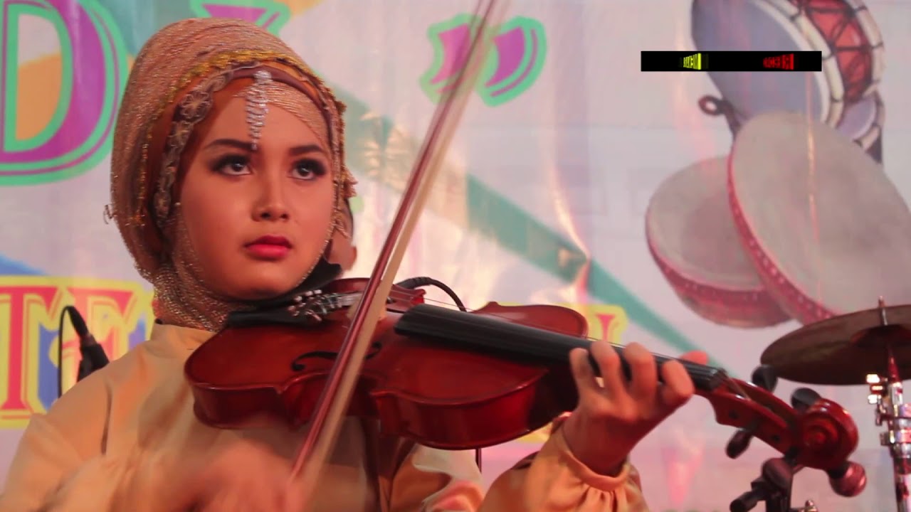 Cantiknya Pemain Biola Orkes Gambus Barokah Nada - YouTube