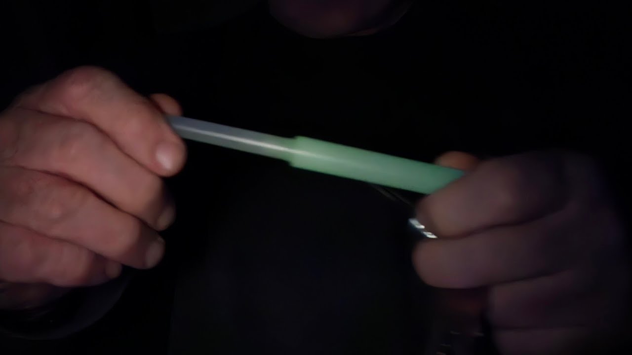 Pocket Pop Out Pen That Glows in the Dark - YouTube