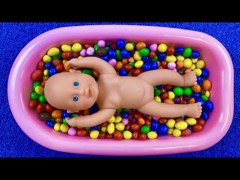 Satisfying Video I Mixing Candy in Bathtub with Rainbow M&Ms and Skittles I ASMR