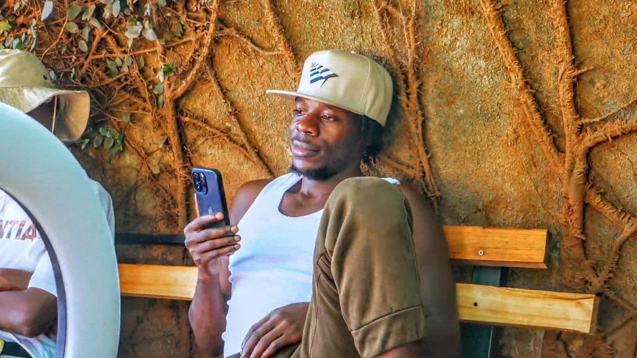 EMBOOZI MU KATI with Alien Skin BIKWASA ENAKU - YouTube