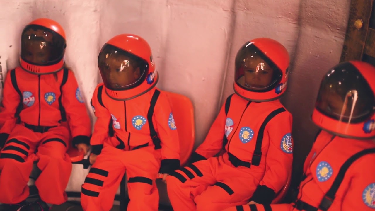 First Kids on Mars video presentation - YouTube