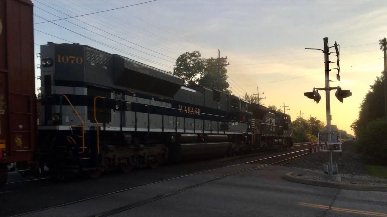 NS and Wabash Heritage Unit - YouTube