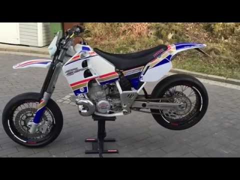 Honda cr 550 hrc - YouTube