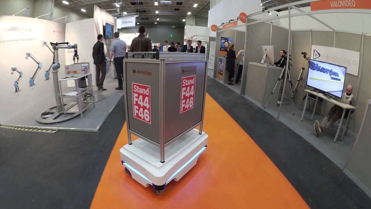 MiR 100 Robot Mobile - YouTube