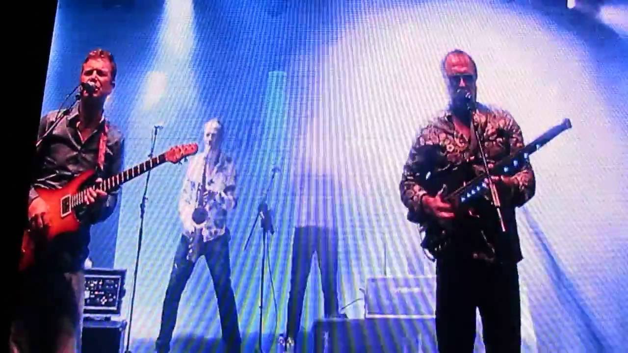 Level 42 Live - YouTube
