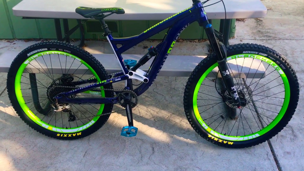 Diamondback Mission 1 Bike Check - YouTube