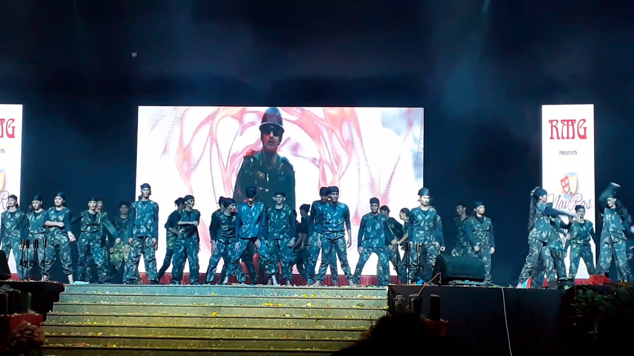 soldier dance - YouTube