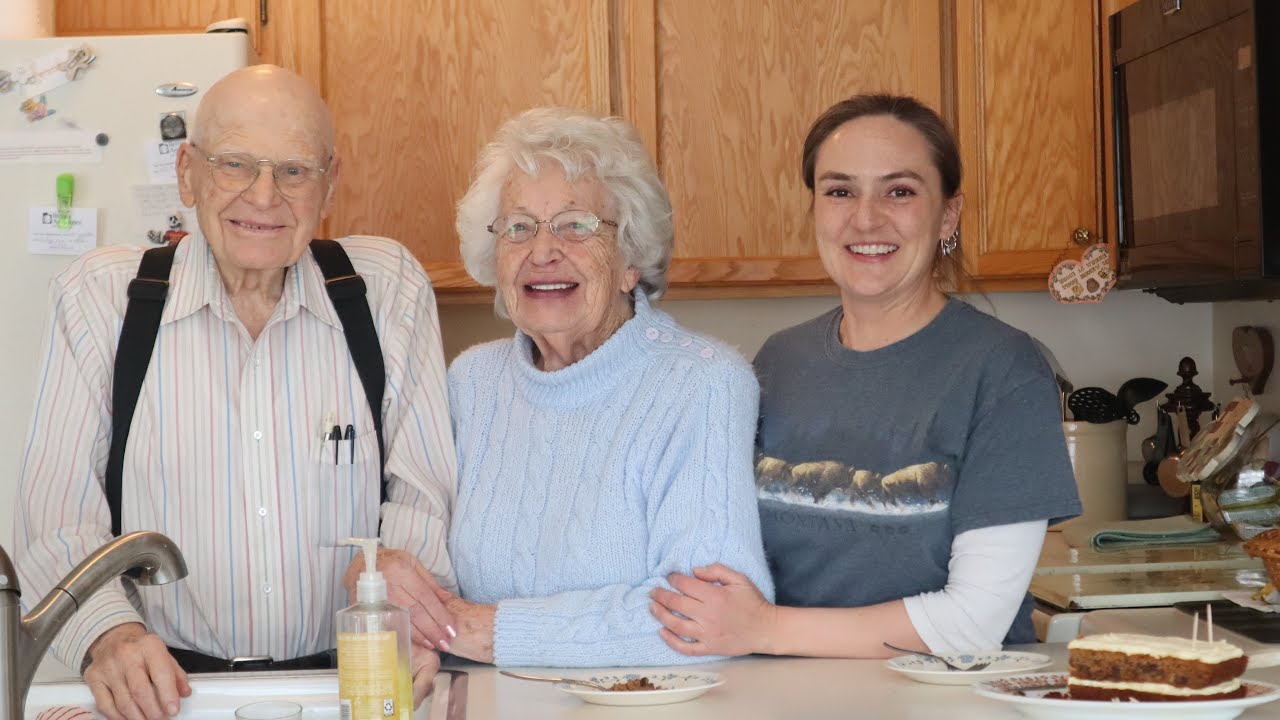 How to make my Gluten Free Spanish Spice Bar Cake! - YouTube