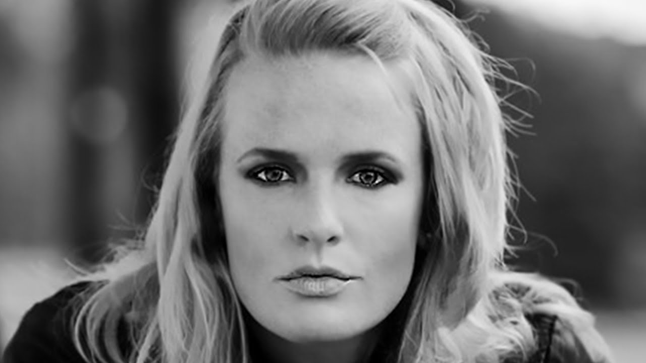 Elles Bailey - What's the Matter with You | Jiffs Mixes Blues - YouTube