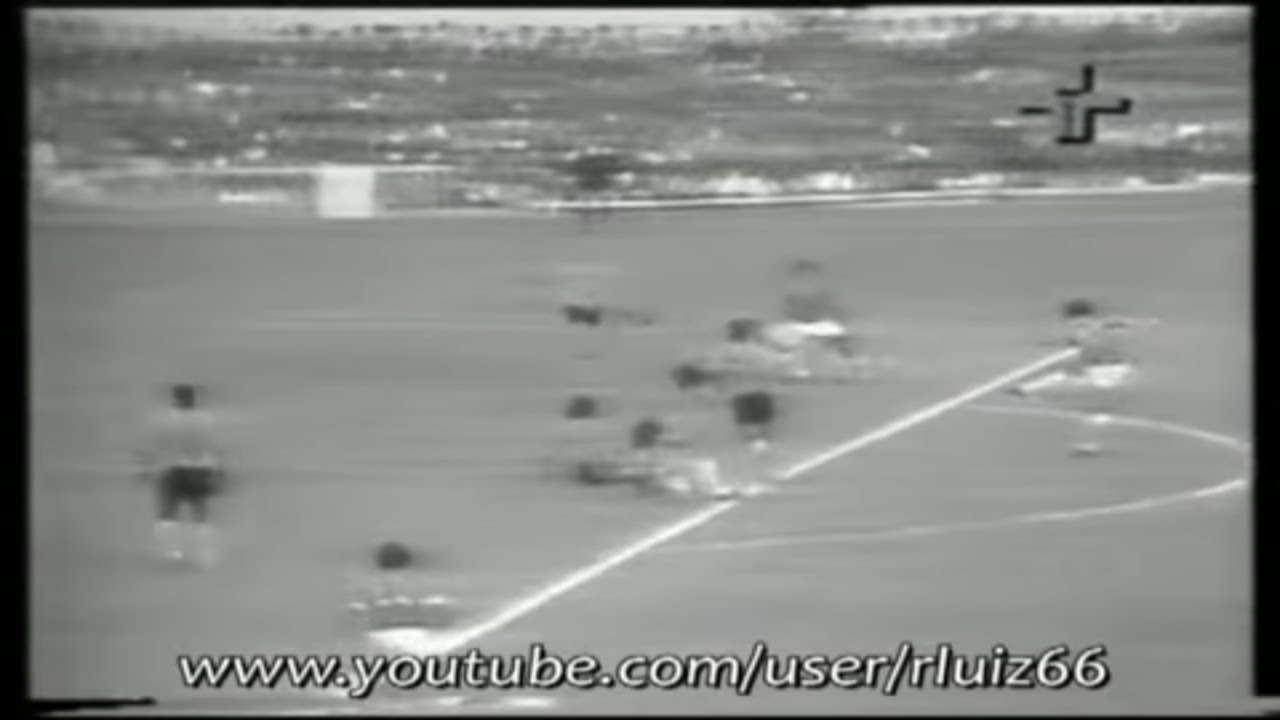 Dois gols de Rivelino pelo Fluminense Década 70 - YouTube