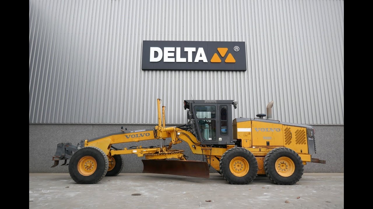 Demonstration video Volvo G720B Motor Grader - YouTube