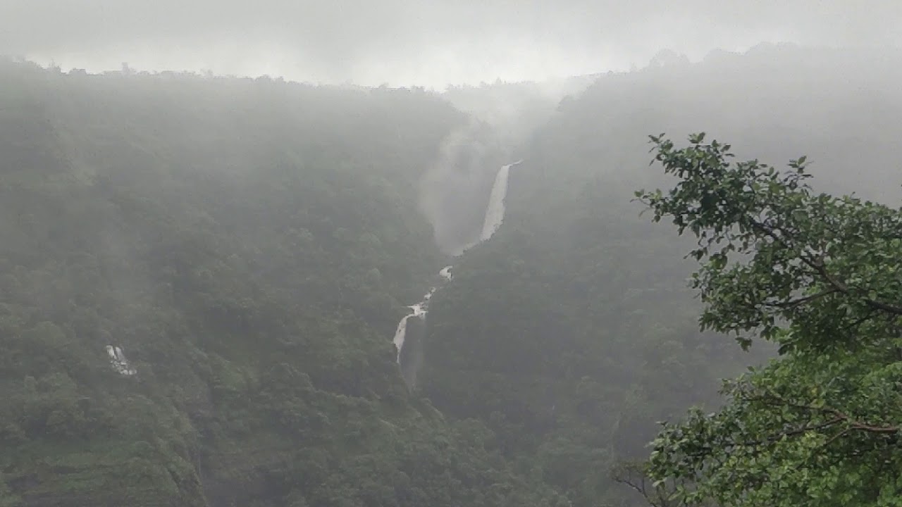 Beautiful khandala ghat during monsoon, Pune express highway - YouTube