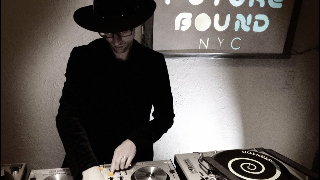 Futurebound NYC: Deephouse & Techno - January 25th 2013 (1/3) - YouTube