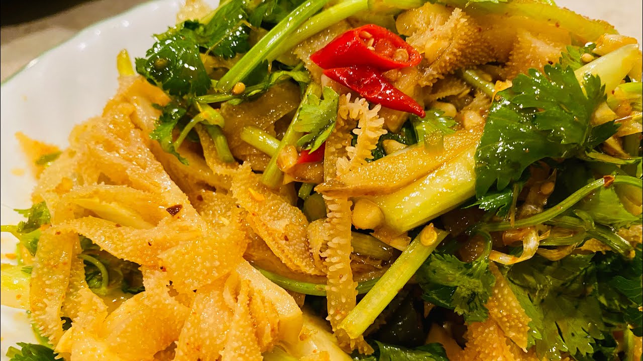 Spicy Beef Tripe Salad 香辣涼拌牛百葉 - YouTube