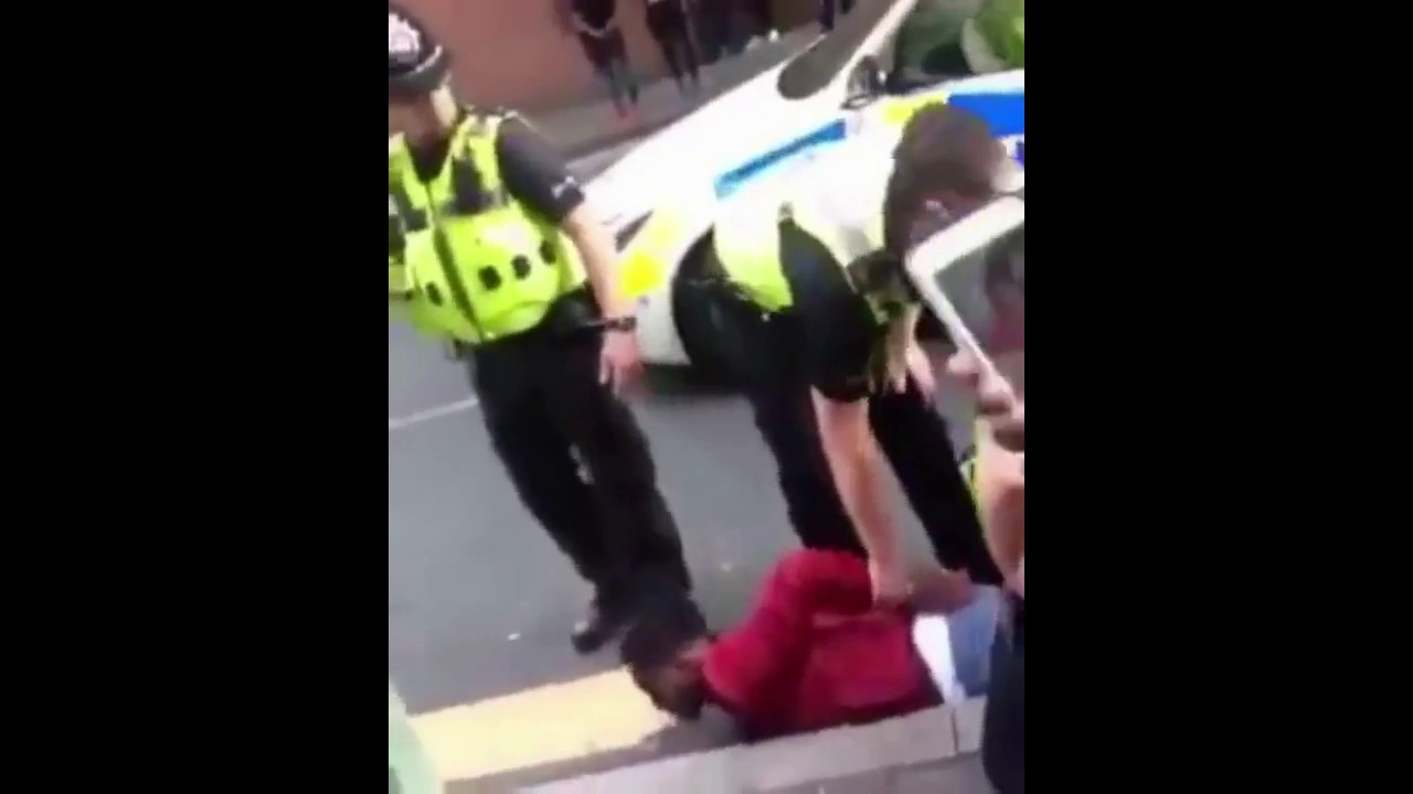 UK Police CS Spray Already Restrained Youth - YouTube
