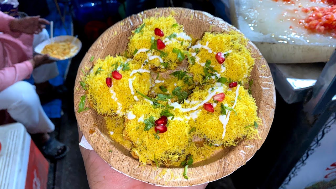 Agra Famous Basket Chaat Rs.50 /- Only | Chaat Gali Of Sadar Bazar ...