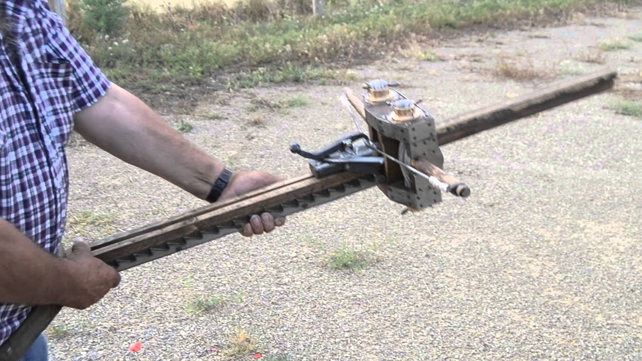 Manuballista en Trebuchet Park - YouTube